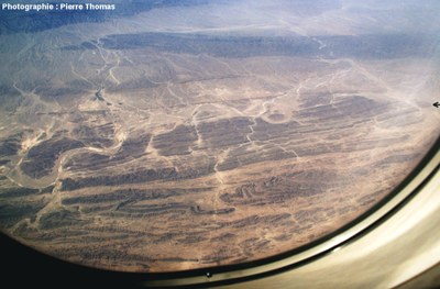 341-pli-decrochement-Makran-07.jpg — Planet-Terre